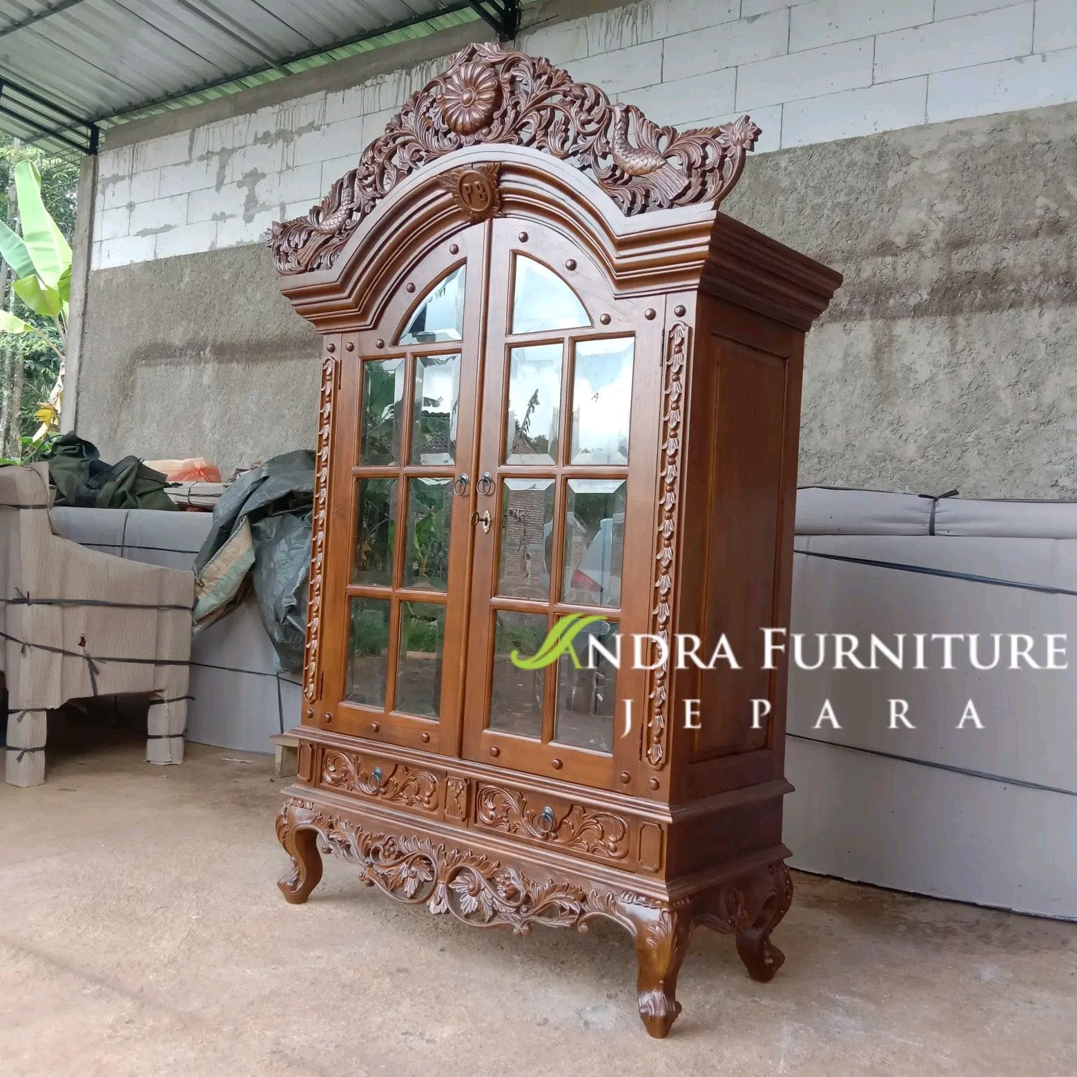 Almari Model Classic Ukir, Almari Classic Antik 2 Pintu 2 Laci Jati
